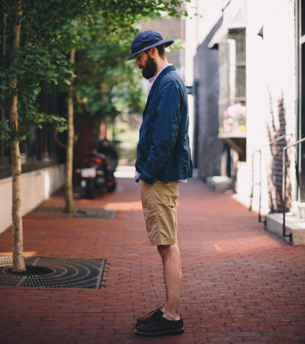 Tạo phong cách thời thượng với mũ bucket hat - ELLE Man Việt Nam