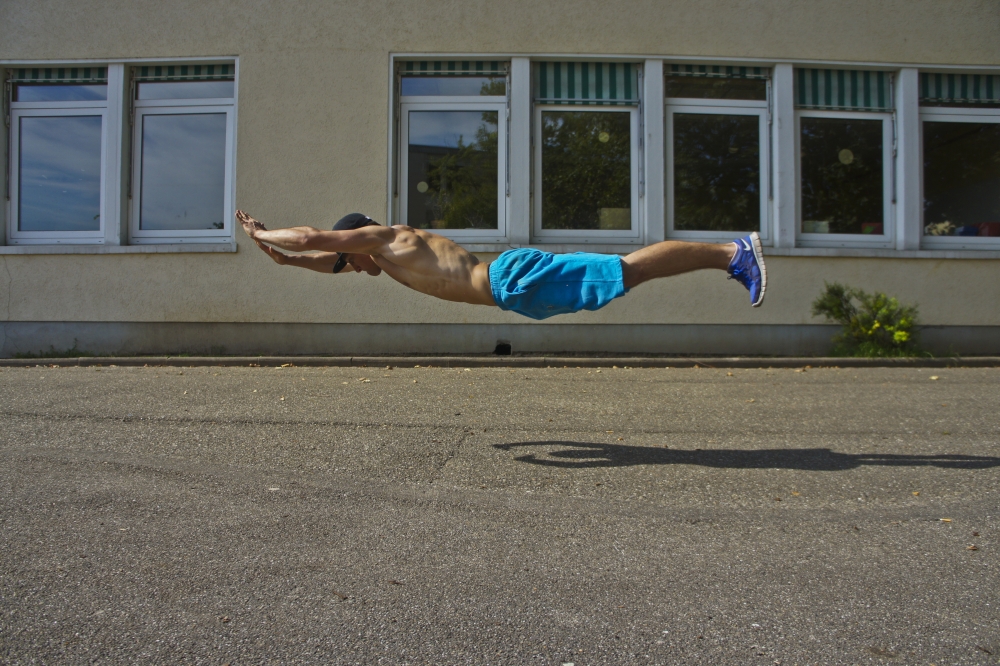 B - Challenge: Tạo động lực rèn luyện sức khỏe - ELLE Man