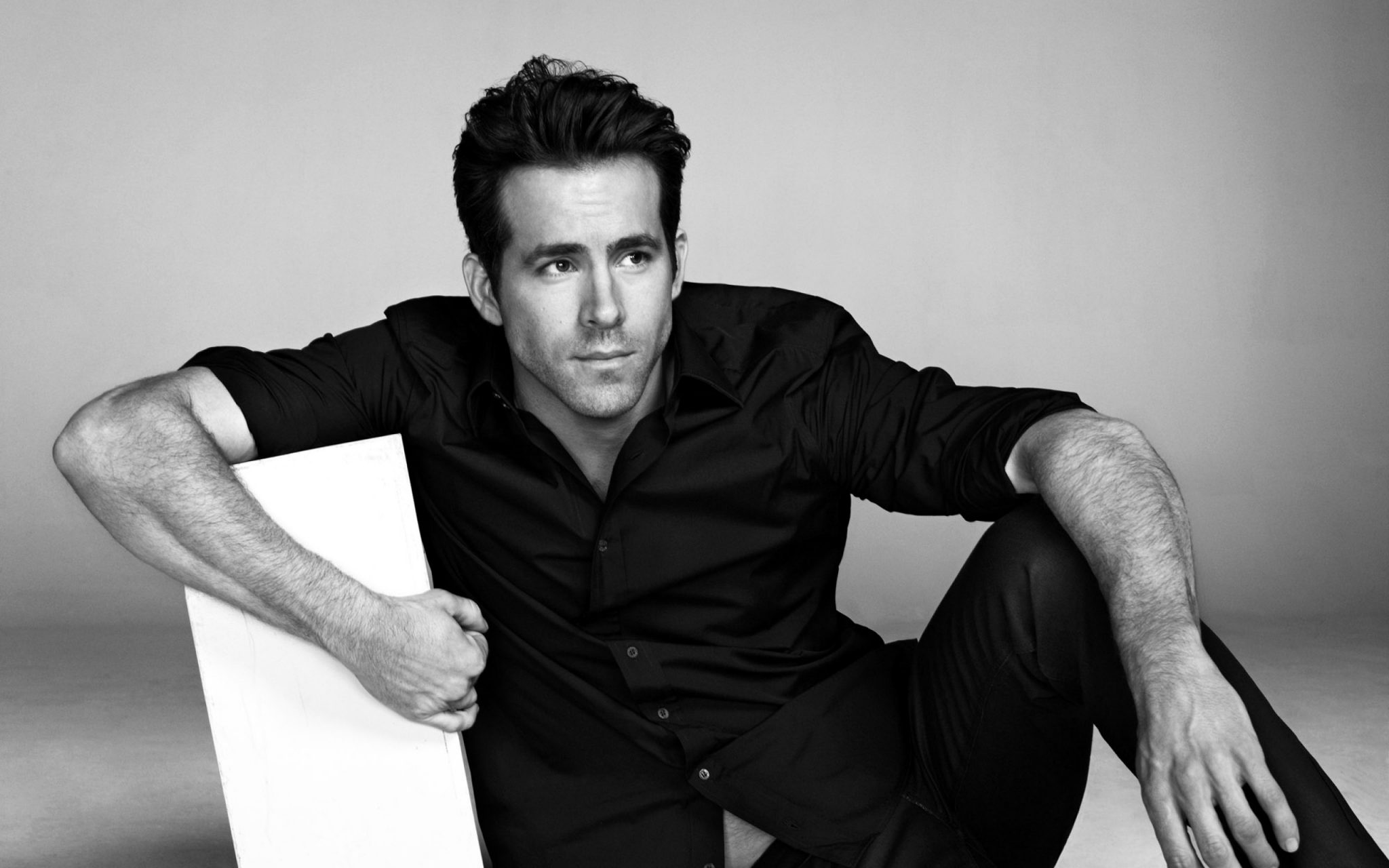 Phong cách thời trang lịch lãm của Ryan Reynolds - ELLE Man