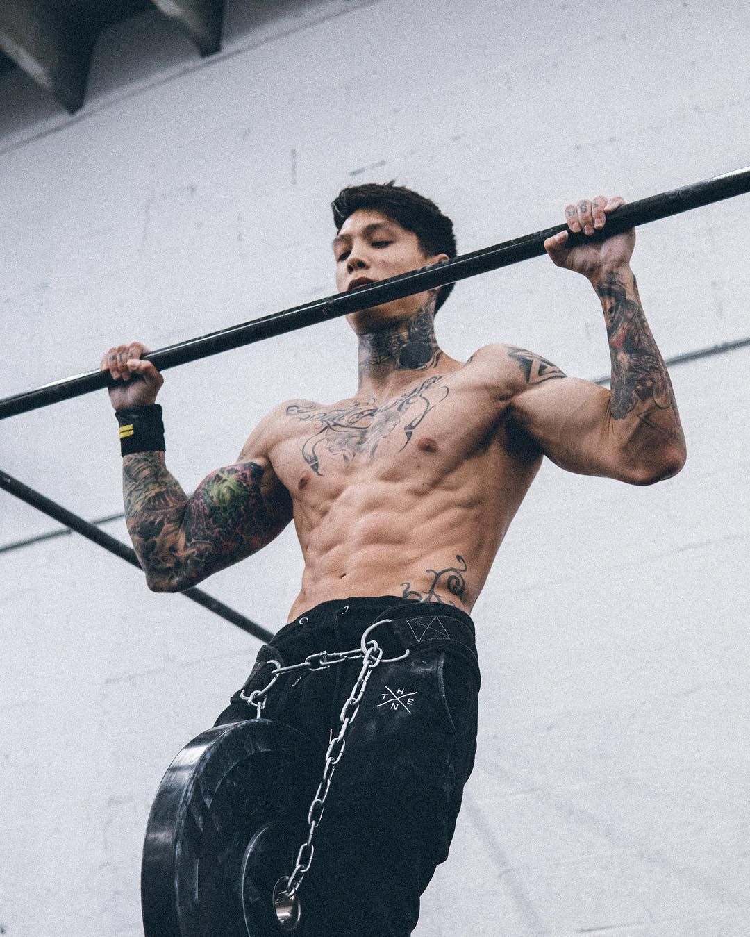 Quái vật thể hình Chris Heria: Nhà khởi nghiệp đại tài | ELLE Man