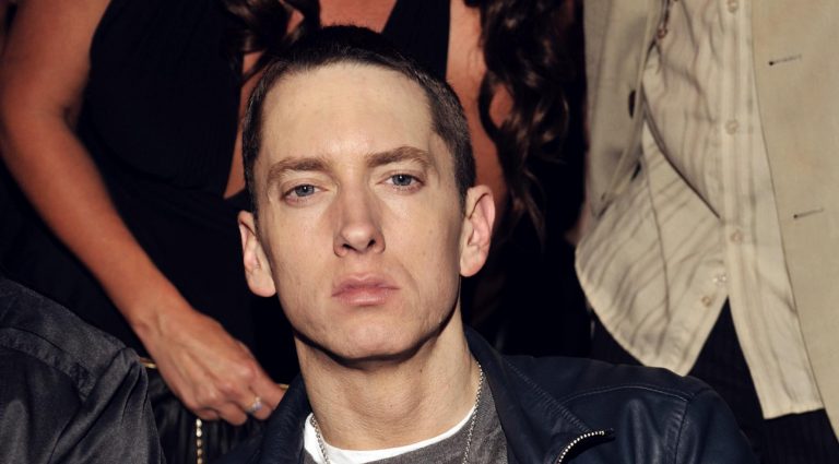 Rapper Eminem: Ông hoàng của âm nhạc giận dữ | ELLE Man Việt Nam