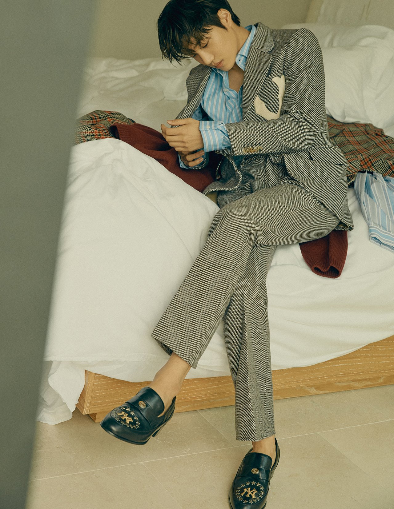 Phong cách thời trang đa dạng của EXO Kai | ELLE Man Việt Nam