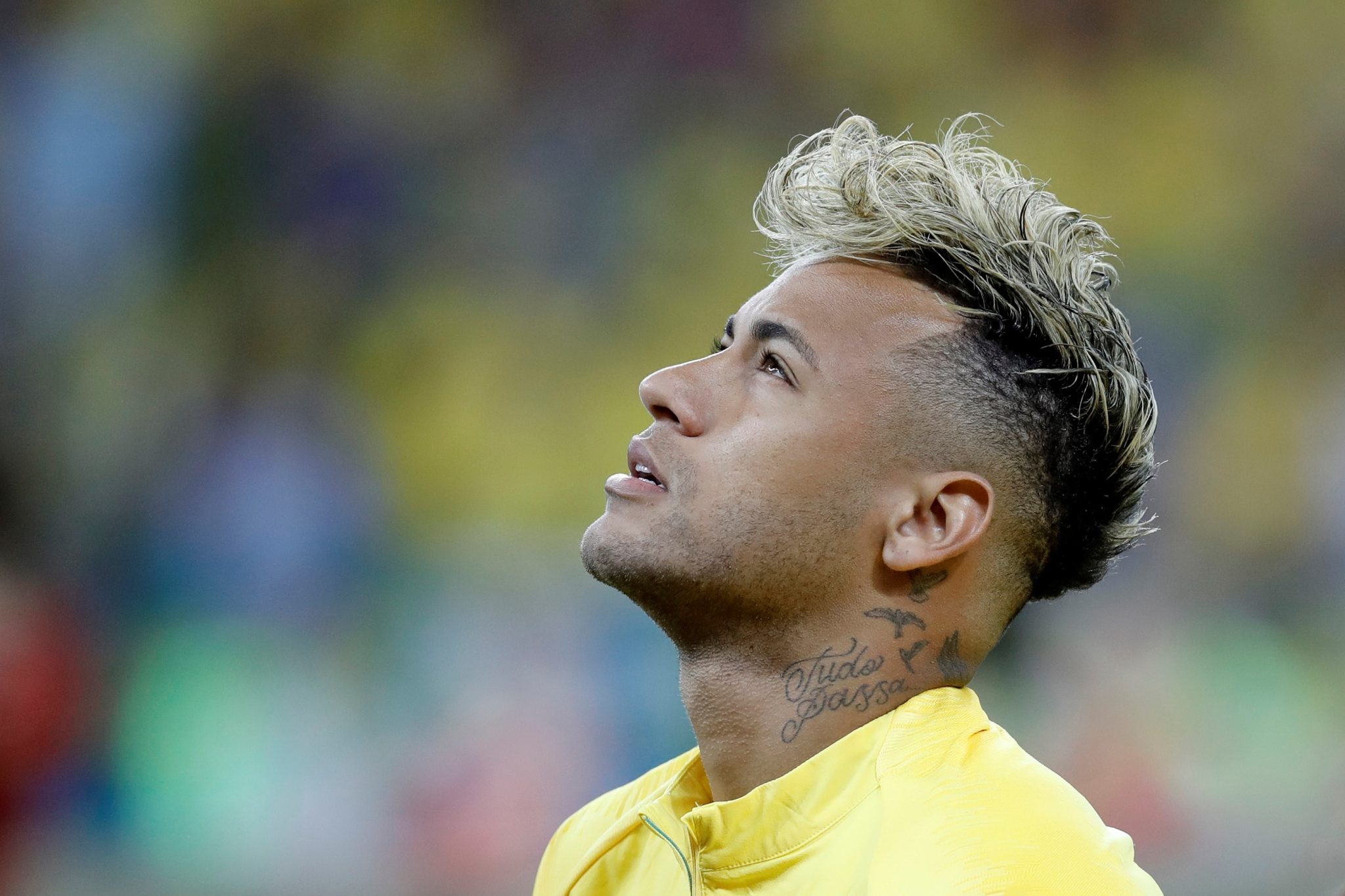 Gu thời trang Neymar Jr. - Đẳng cấp của "ông hoàng" | ELLE Man