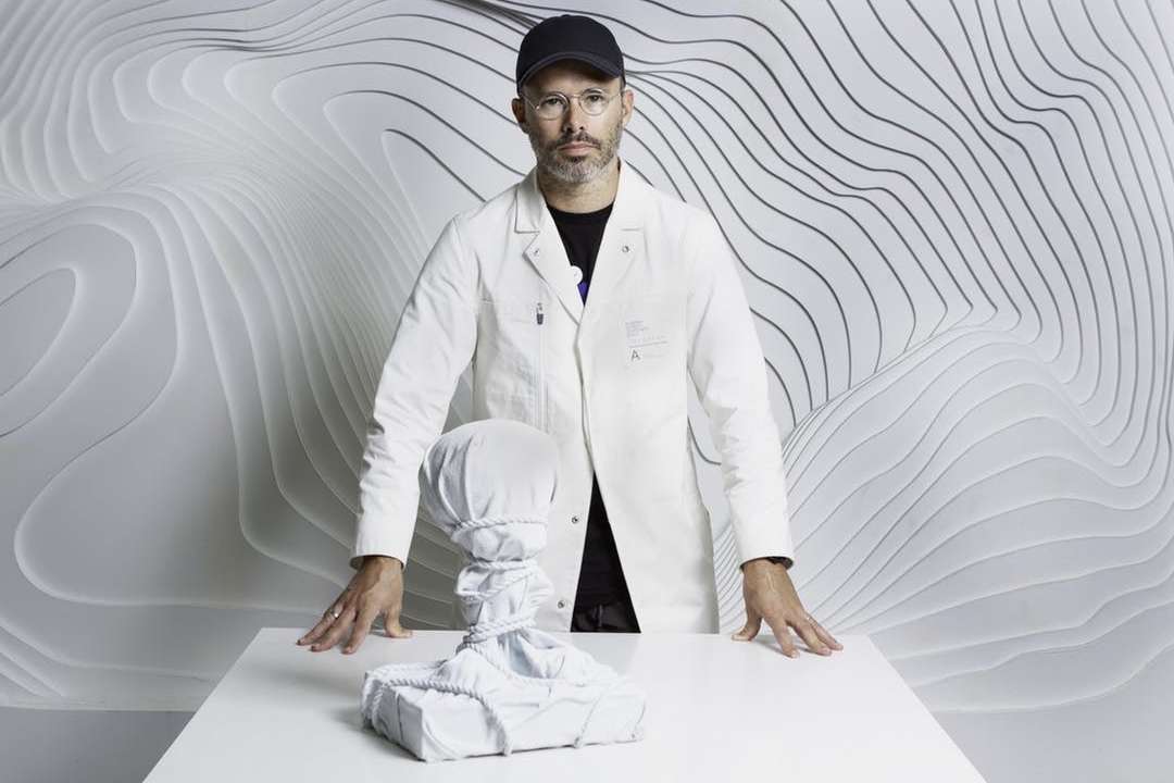 Daniel Arsham - Sáng tạo từ những "mảng vỡ" | ELLE Man