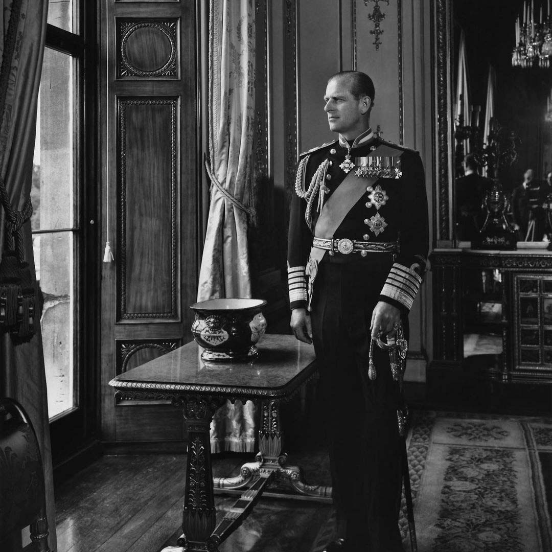 Nhìn lại bộ ảnh về cuộc đời Vương tế Philip | ELLE Man