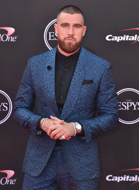 Gu thời trang sành điệu của Travis Kelce | ELLE Man