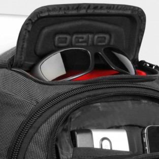 Những mẫu balo laptop cực chất dành cho giới trẻ - ELLE