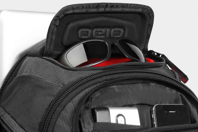 Những mẫu balo laptop cực chất dành cho giới trẻ - ELLE