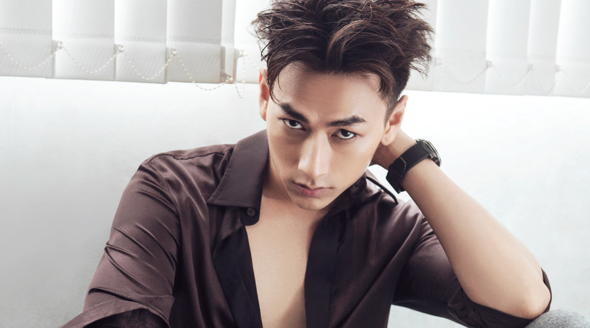 Isaac: Tôi từng so sánh mình với Sơn Tùng M-TP | ELLE MAN