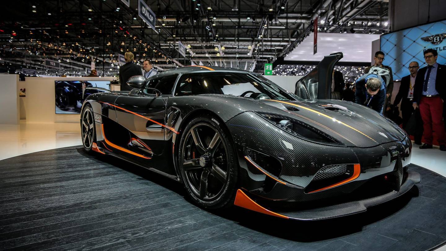 Siêu xe Koenigsegg soán ngôi Bugatti và Hennessey - ELLE Man