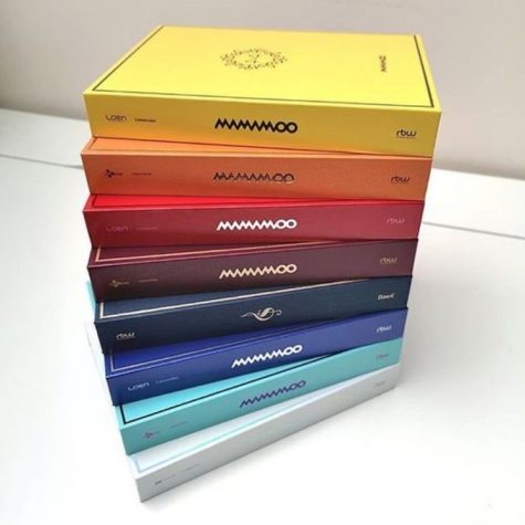 Ngành giải trí Hàn Quốc: Merch cũng quan trọng như âm nhạc | ELLE Man