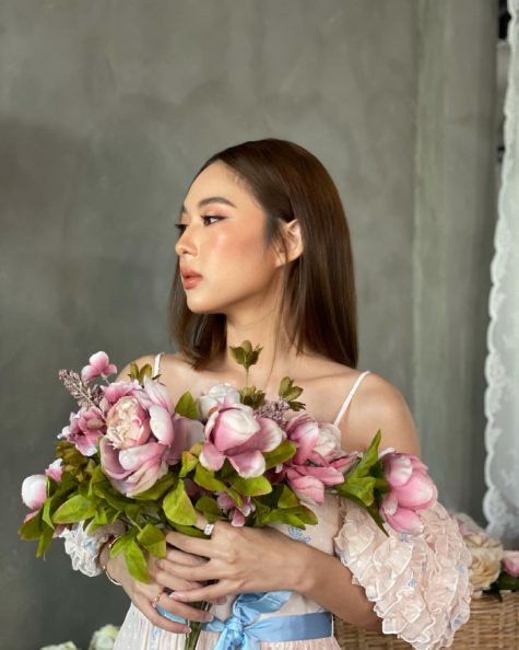 OnlyFans: 10 tài khoản Châu Á hot hiện nay | ELLE Man