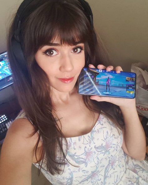 Top nữ gaming streamer "hot" nhất thế giới 2021 (P.2) | ELLE Man