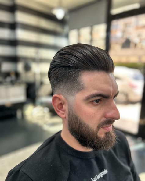 Slicked Back: Kiểu tóc nam vuốt ngược đầy cá tính, hiện đại | ELLE Man